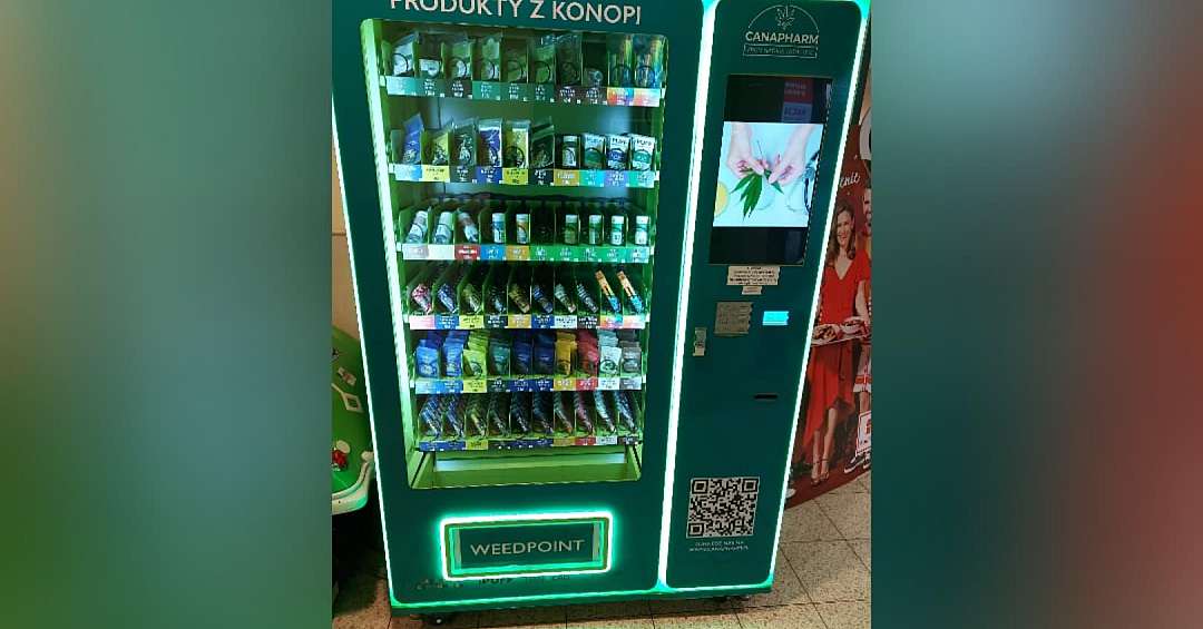 Automat z legalną „marihuaną” w piekarskim Kauflandzie